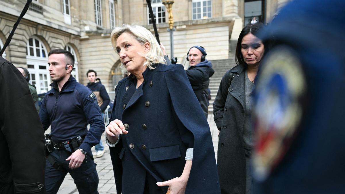 Berufungsprozess gegen Marine Le Pen: Diesmal recht freundlich
