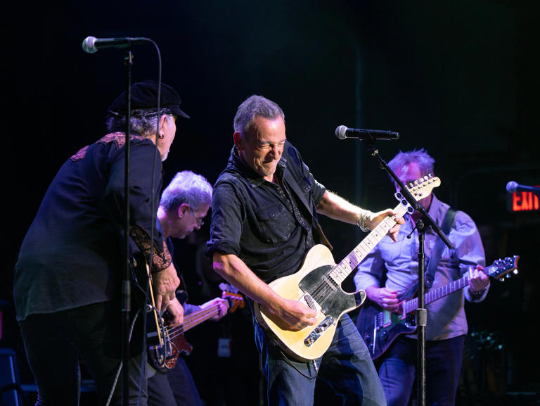 Bruce Springsteen a billionaire? Boss explains why not at Light of Day