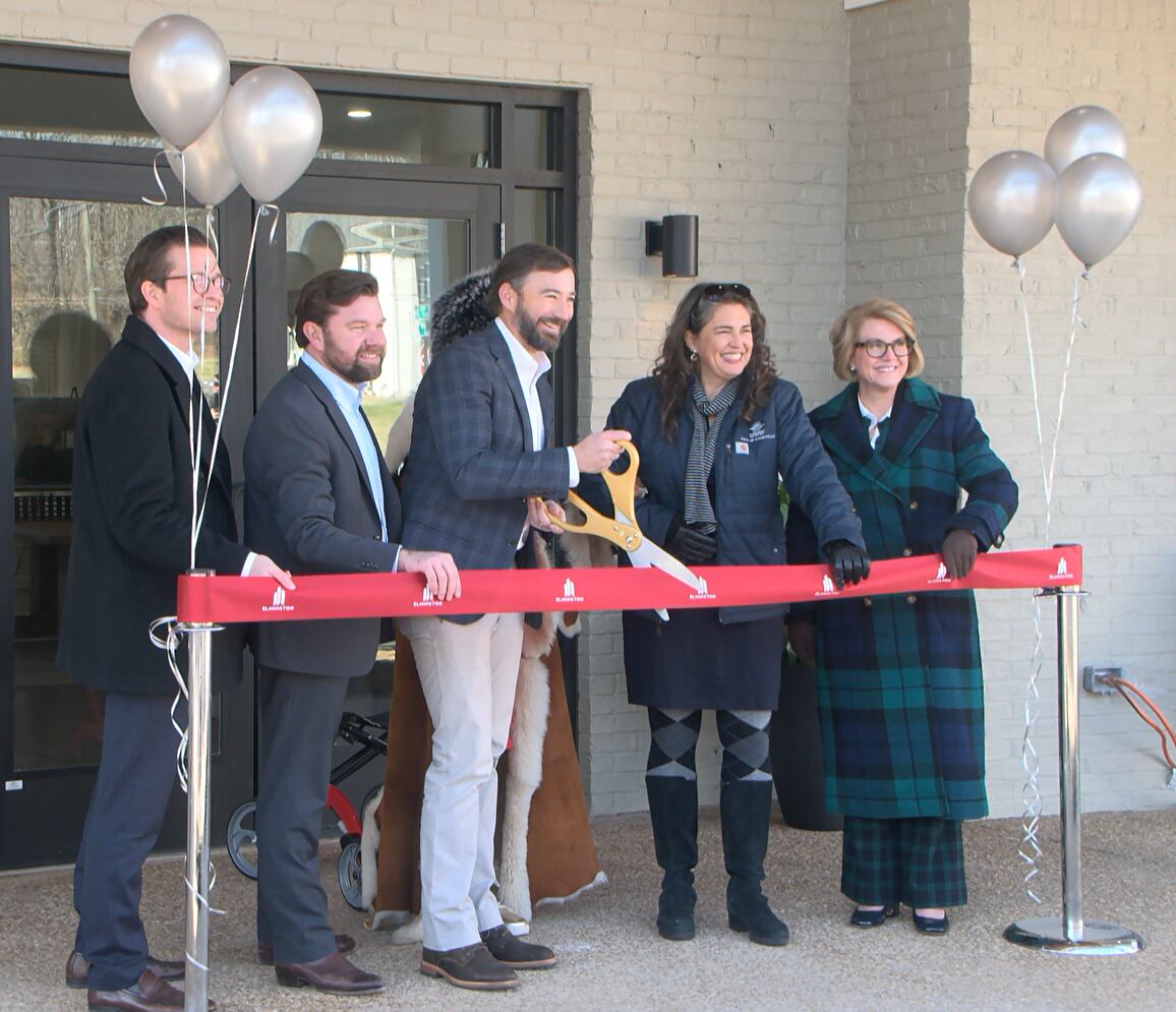Housing complex for foster children opens in Knoxville