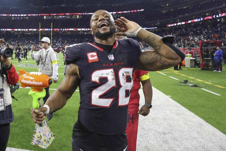 Texans RB Joe Mixon's 'freak' injury status still cloudy