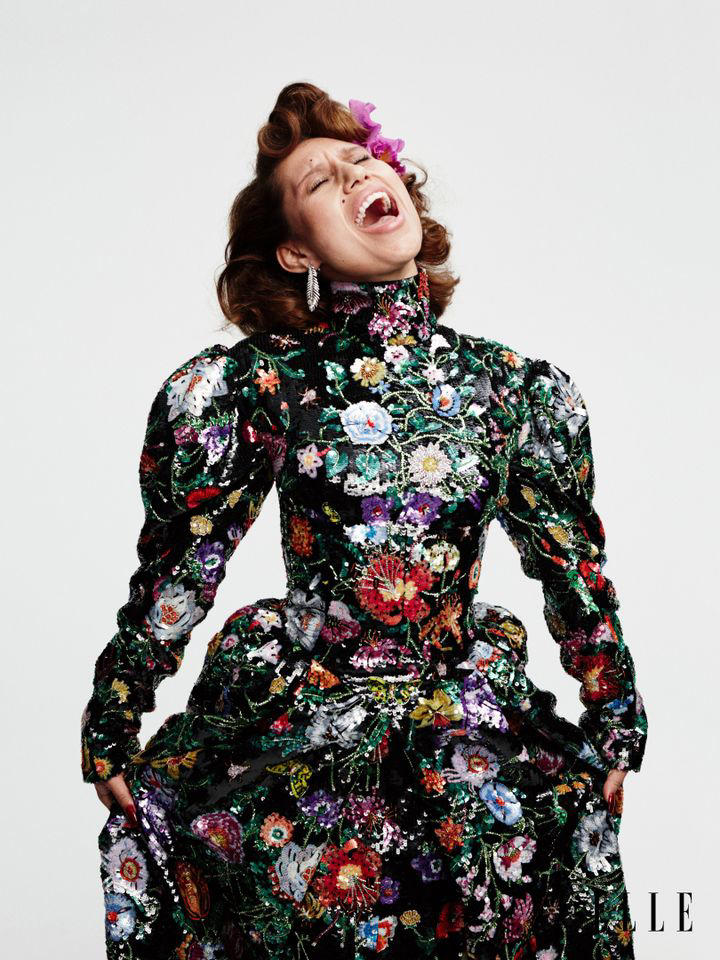 RAYE says she no longer drinks to 'fix or bury or numb or escape': 'I ...