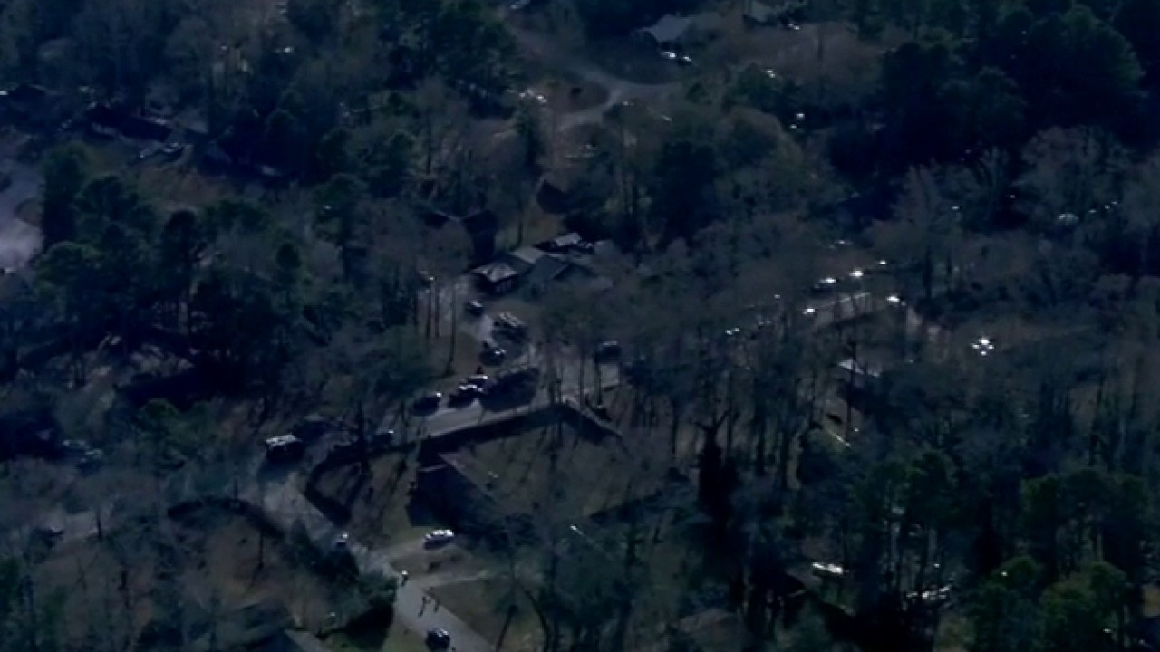 Barricaded man prompts SWAT call; Redan Middle School lockdown