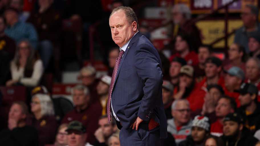 Wisconsin Badgers earn B-minus grade at midpoint of college basketball ...