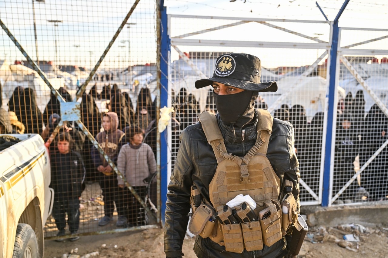 US moves ISIS prisoners in Syria to jails in Iraq amid concern over ...