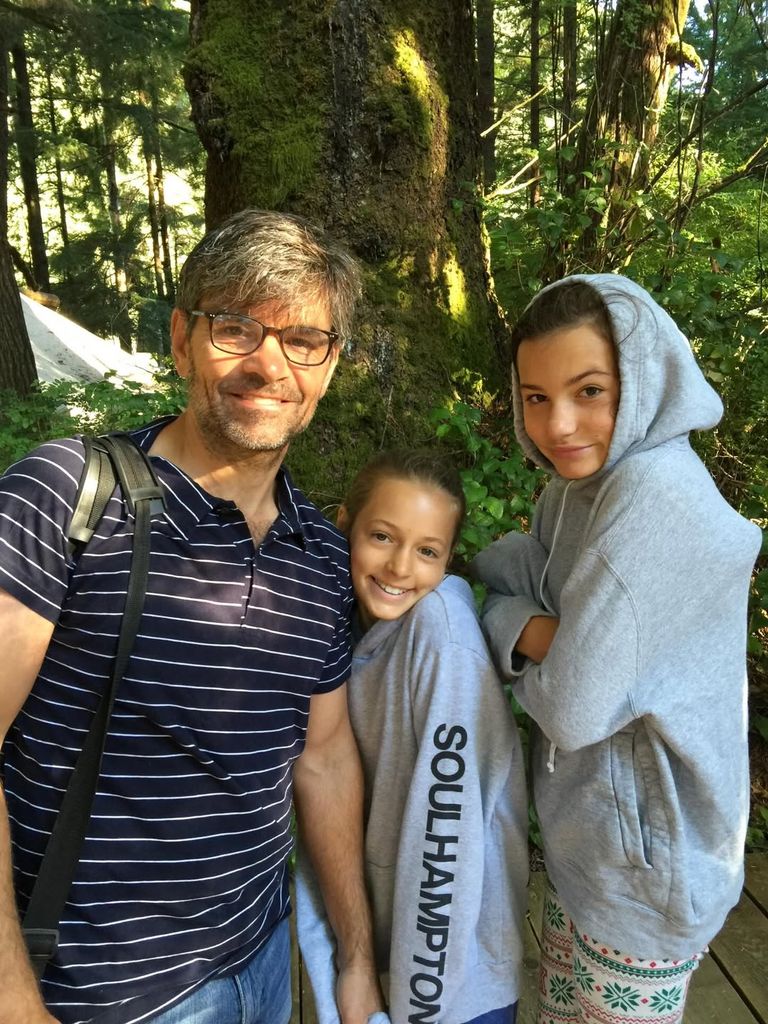 George Stephanopoulos sports full beard in rare family photo from a ...