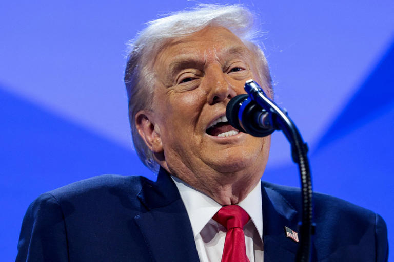 White House responds after Trump repeatedly refers to Greenland as ...