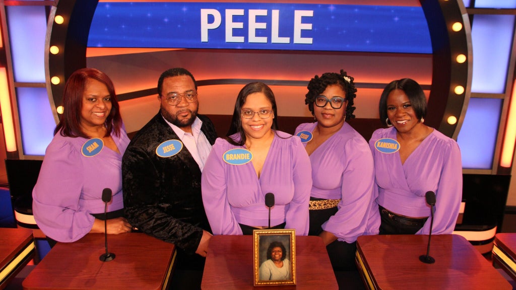 Metro Atlanta family celebrates late loved one's memory with "Family ...