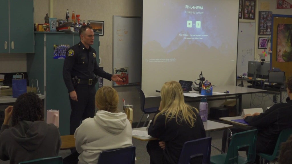 New criminal justice course gives Rocklin High students real-world ...