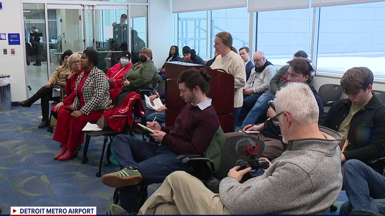 Activists claim ICE deportation flights out of Willow Run Airport