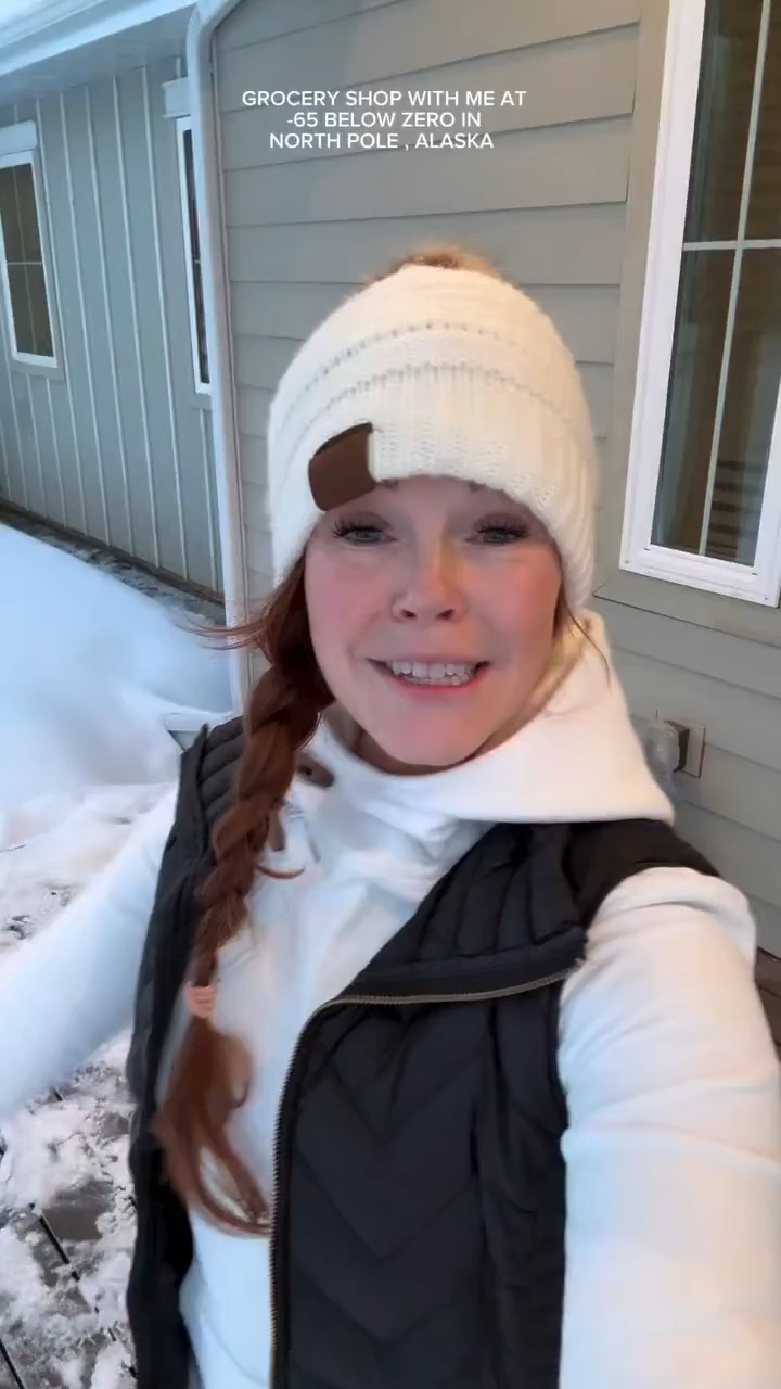 This is what grocery shopping at -65 below zero in North Pole, Alaska ...