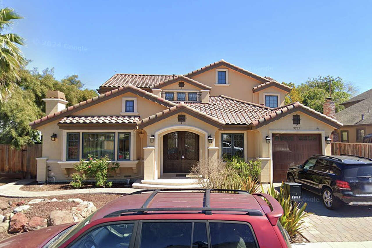 Palo Alto home mocked online becomes Redfin's most popular listing of 2025