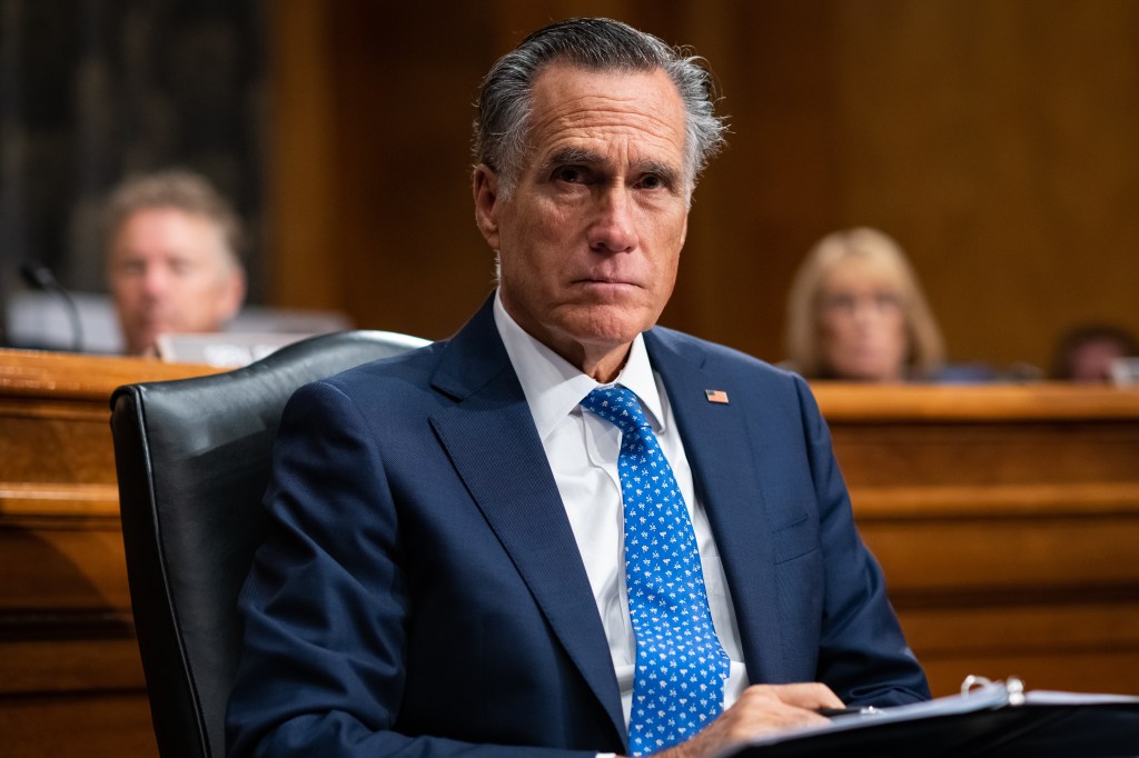 Mitt Romney’s sister-in-law left suicide note before plunging from ...