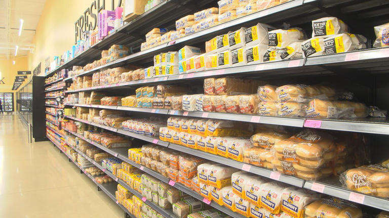 Shoppers stock up on essentials ahead of incoming winter storm