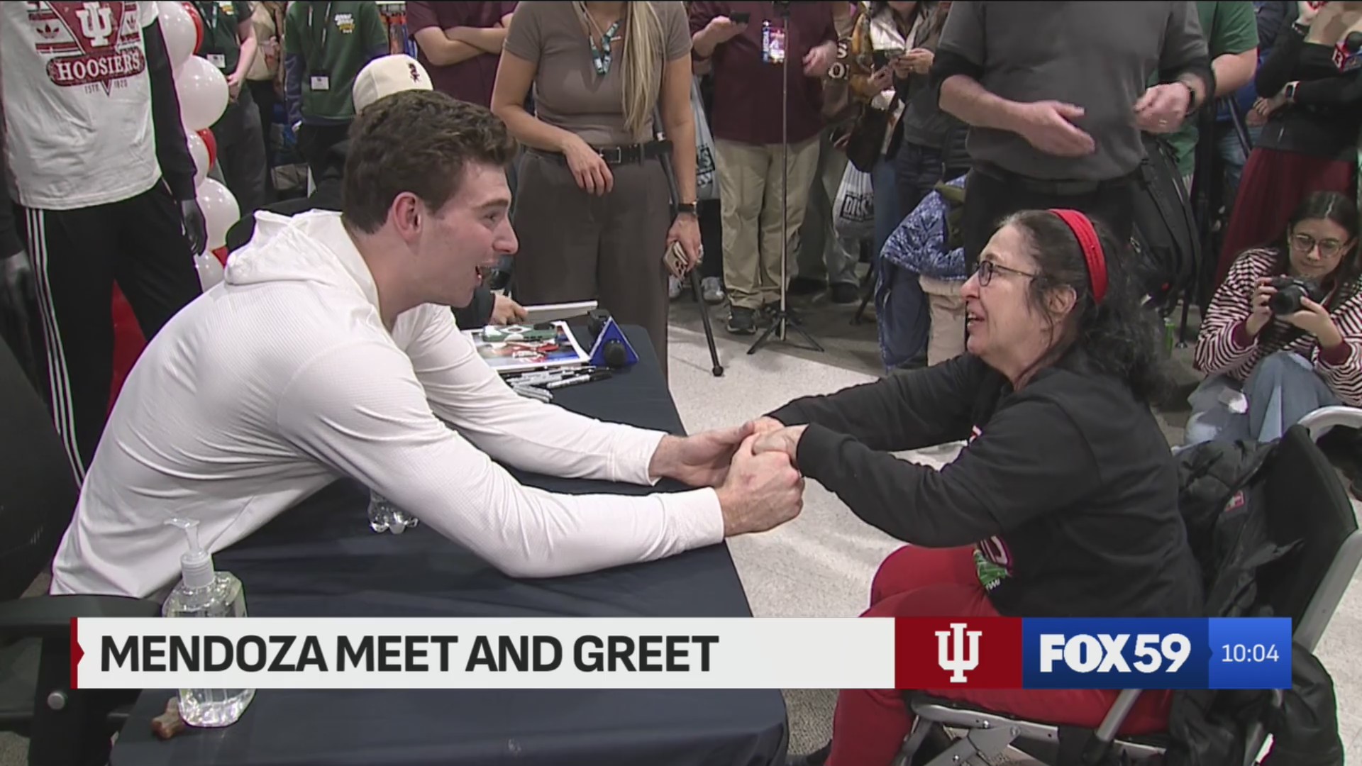 Hoosier Nation turns out to greet IU star QB Fernando Mendoza following ...