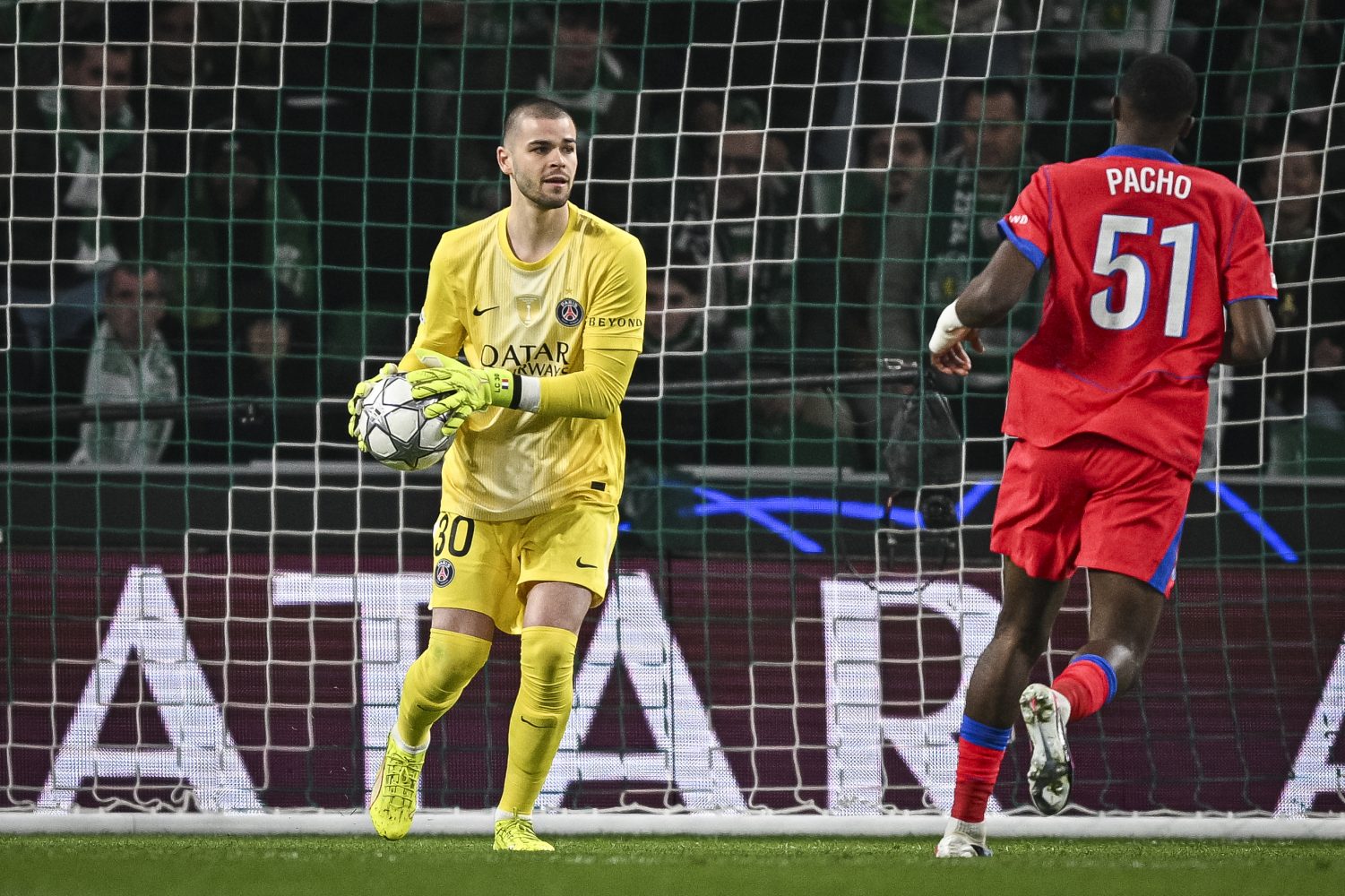 Sporting CP vs PSG – Chevalier after Donnarumma, Petit sounds the alarm