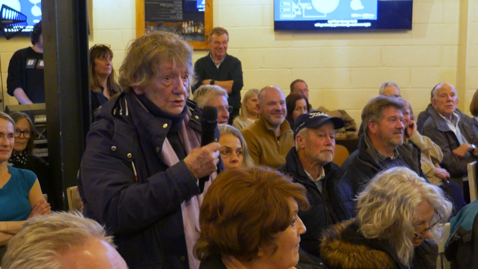 'This is no way to live': The fightback group in 'water limbo'