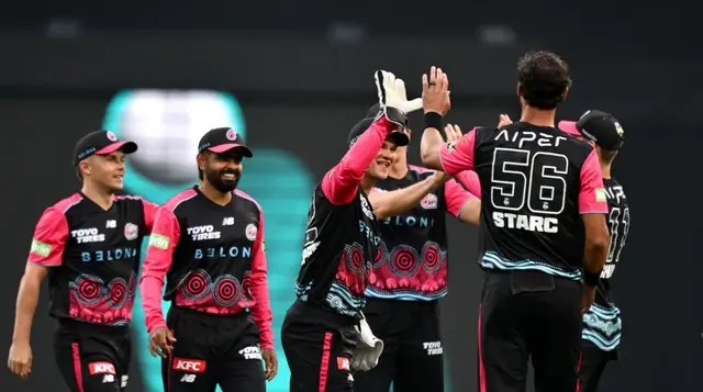 Australian legend advises Sixers to drop Babar Azam ahead of BBL qualifier