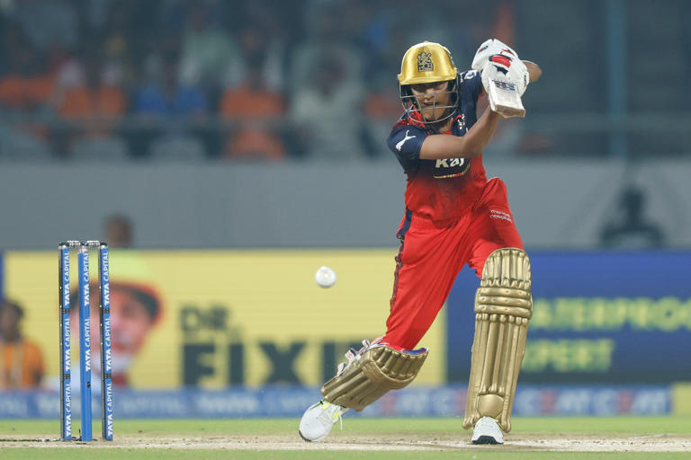 Decoding RCB's bold moves: Turning weakness into winning weapons in WPL ...