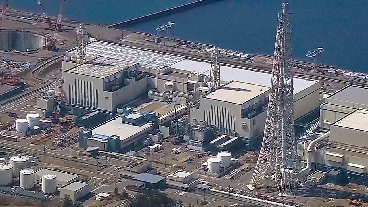 Japan reactivates world's largest nuclear power plant