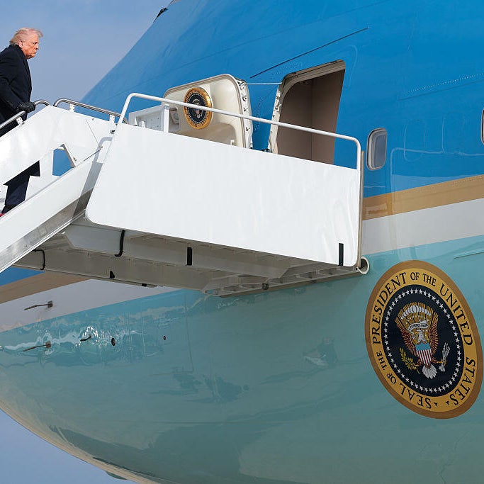 Jet donated by Qatar could start serving as Trump's new Air Force One ...