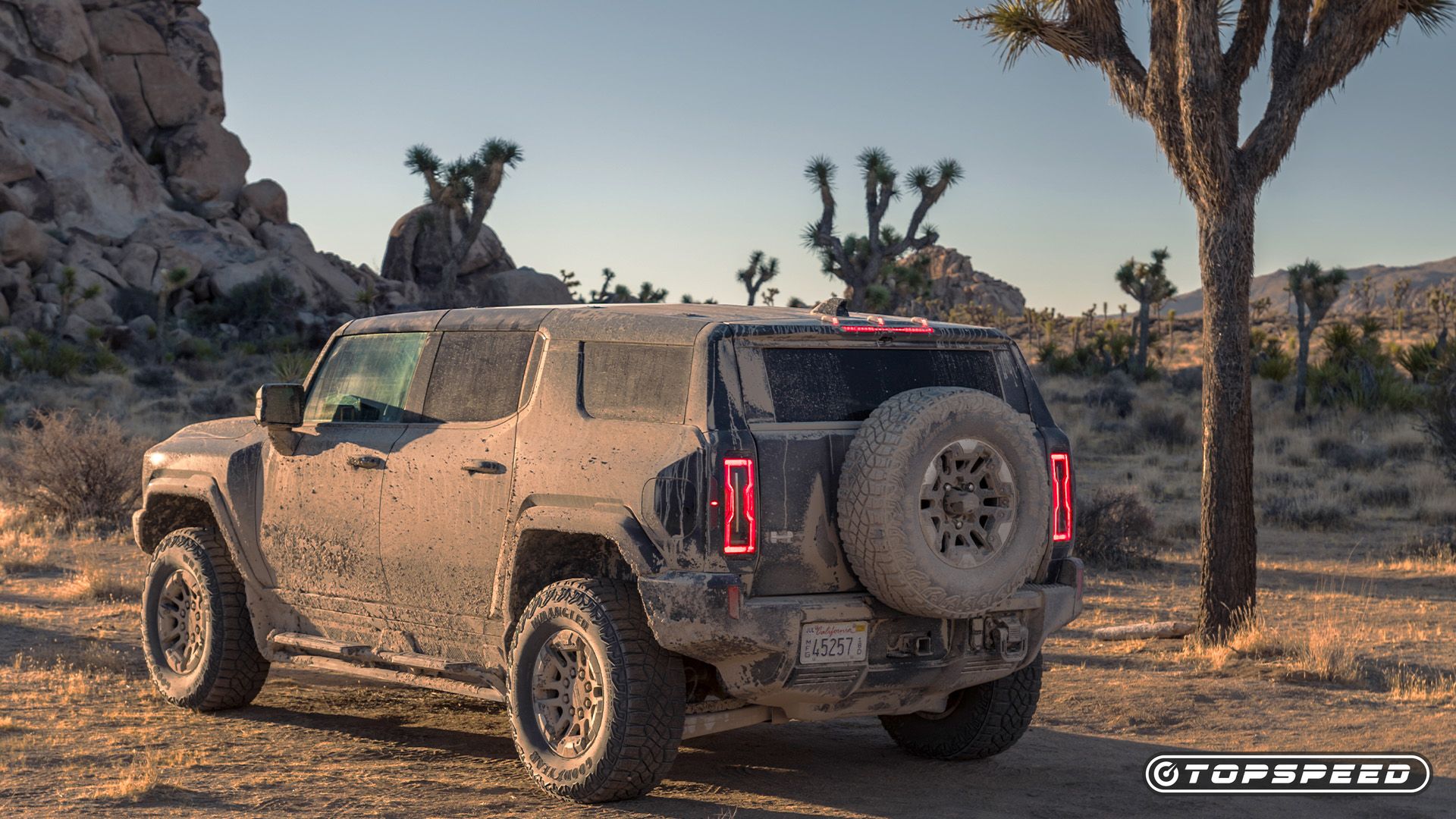 10 SUVs built for workdays and weekend adventures