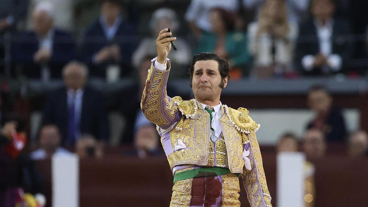 El penúltimo regreso de Morante, el torero que no puede respirar lejos ...