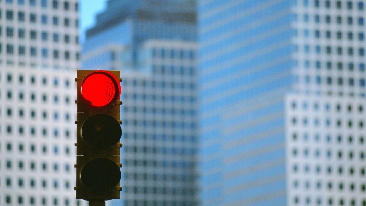 Government amends Motor Vehicles Rules, 5 traffic offences will bar you ...