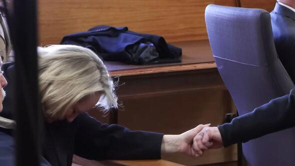 Firefighter tells cops his murdered wife died of a seizure so he could ...