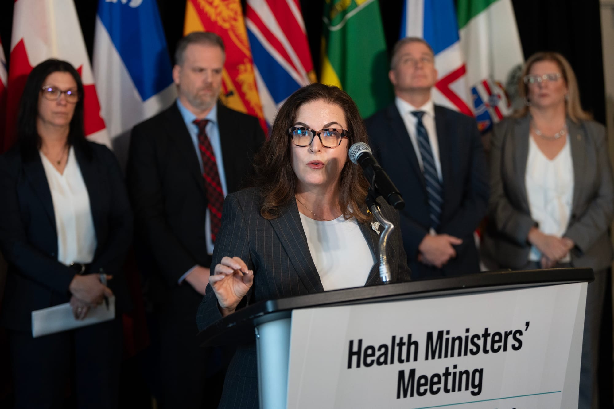 Former Liberal cabinet minister signs on with lobbying firm