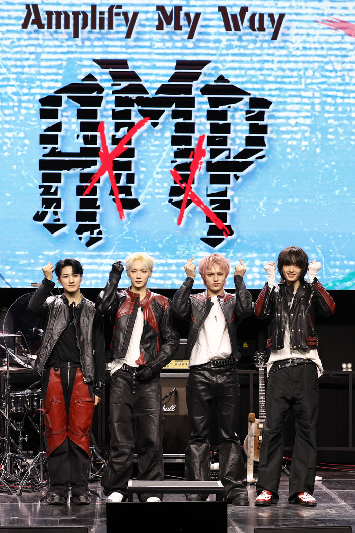 S Korean boy group AxMxP