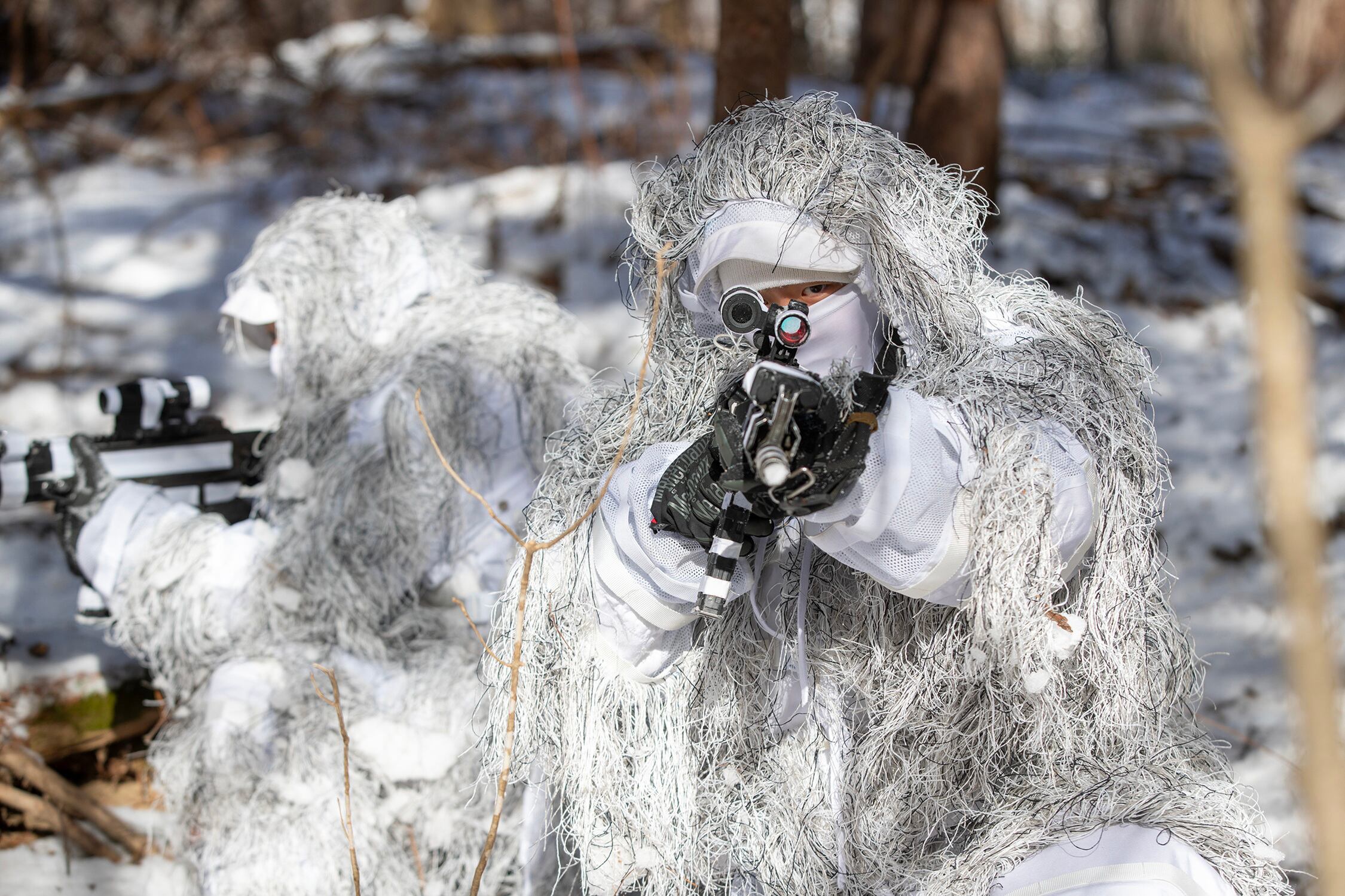 Army Special Warfare Unit conducts severe winter training amid -30°C