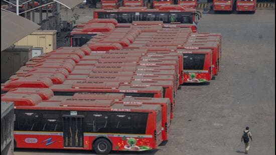 20 new BEST buses lying idle since a fortnight