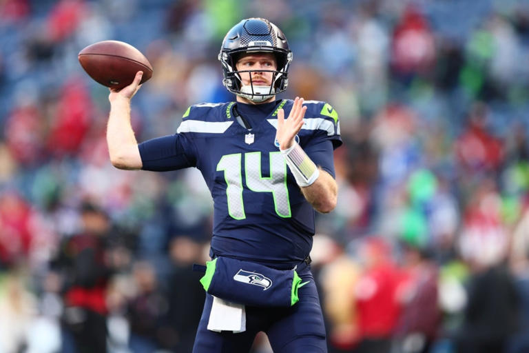 Sam Darnold, Seahawks try to deny Rams 3rd road playoff win