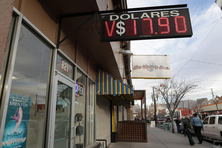 Banamex atribuye regreso del “súper peso” mexicano al apetito por ...