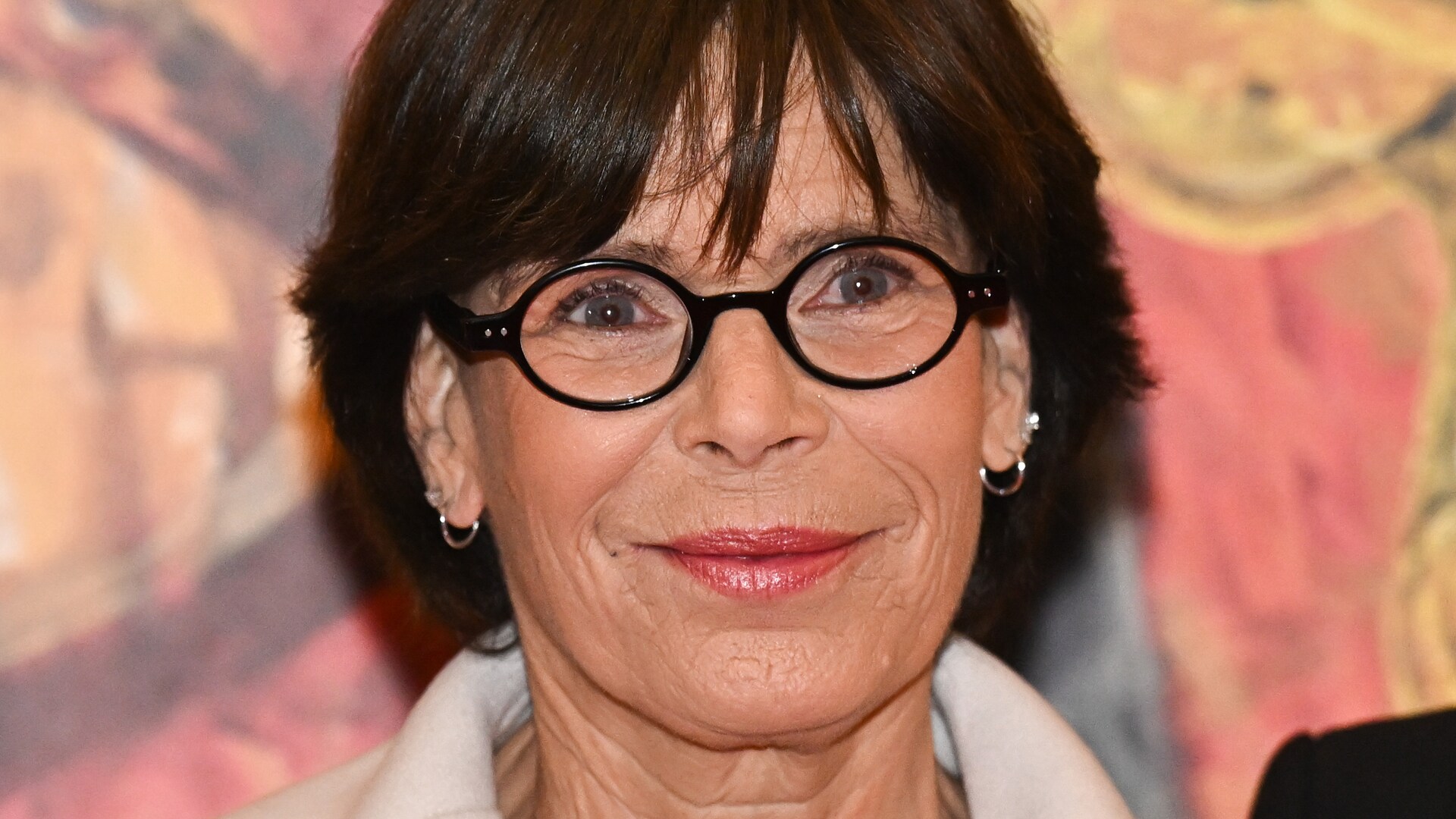 Beim Zirkus-Besuch wird Stéphanie von Monacos Outfit zum Hingucker