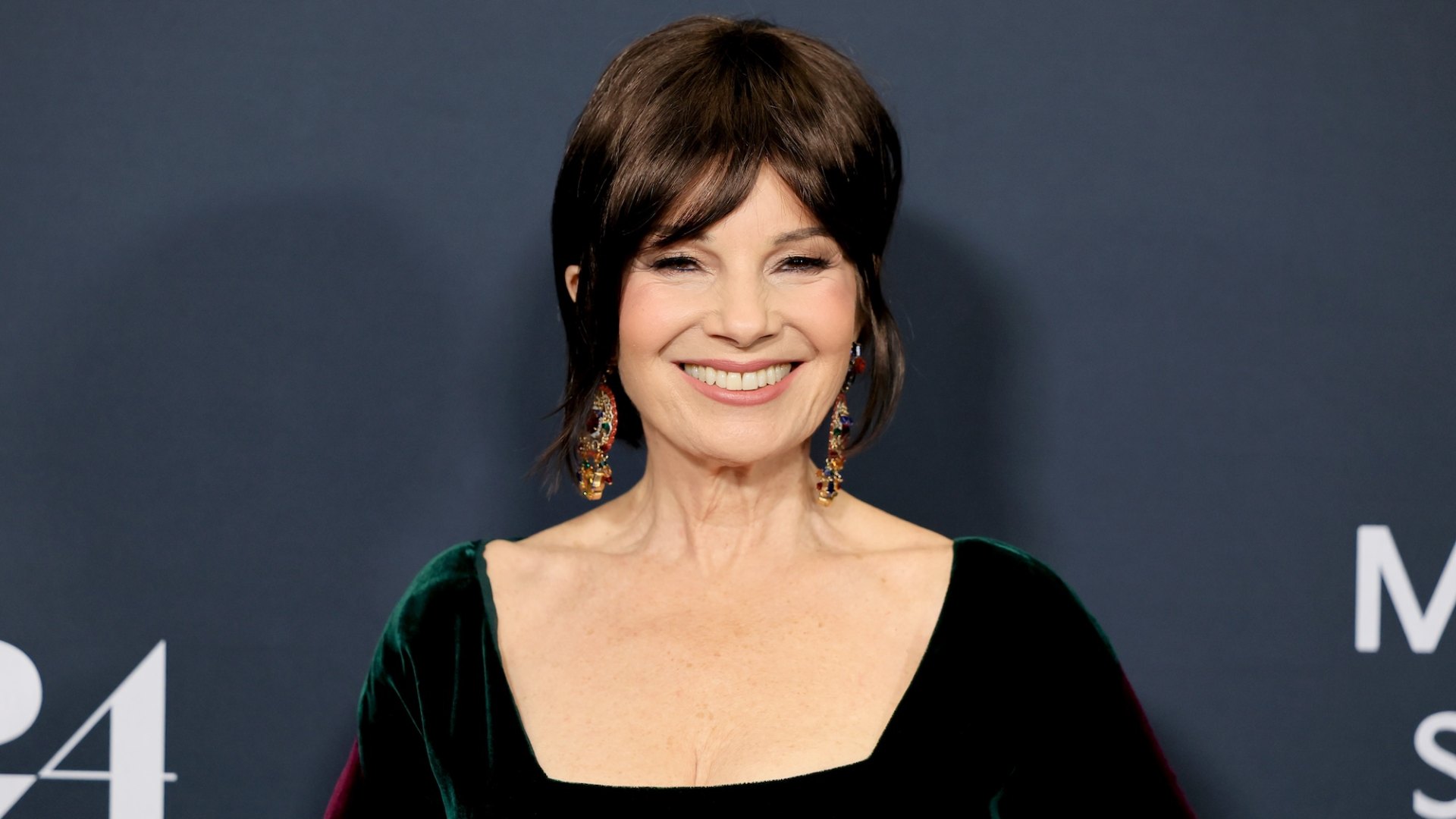 Fran Drescher said this $39 manicure kit lasts for weeks - on Amazon!