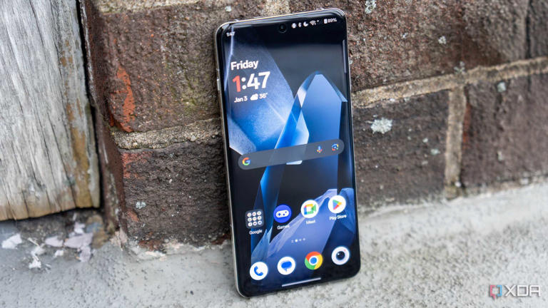 OnePlus denies shutdown report and says it continues to operate