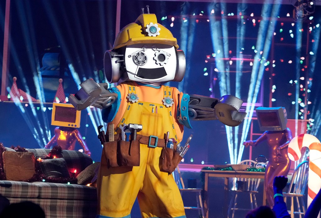 Handyman did his wild thing on 'The Masked Singer' thinking nobody ...