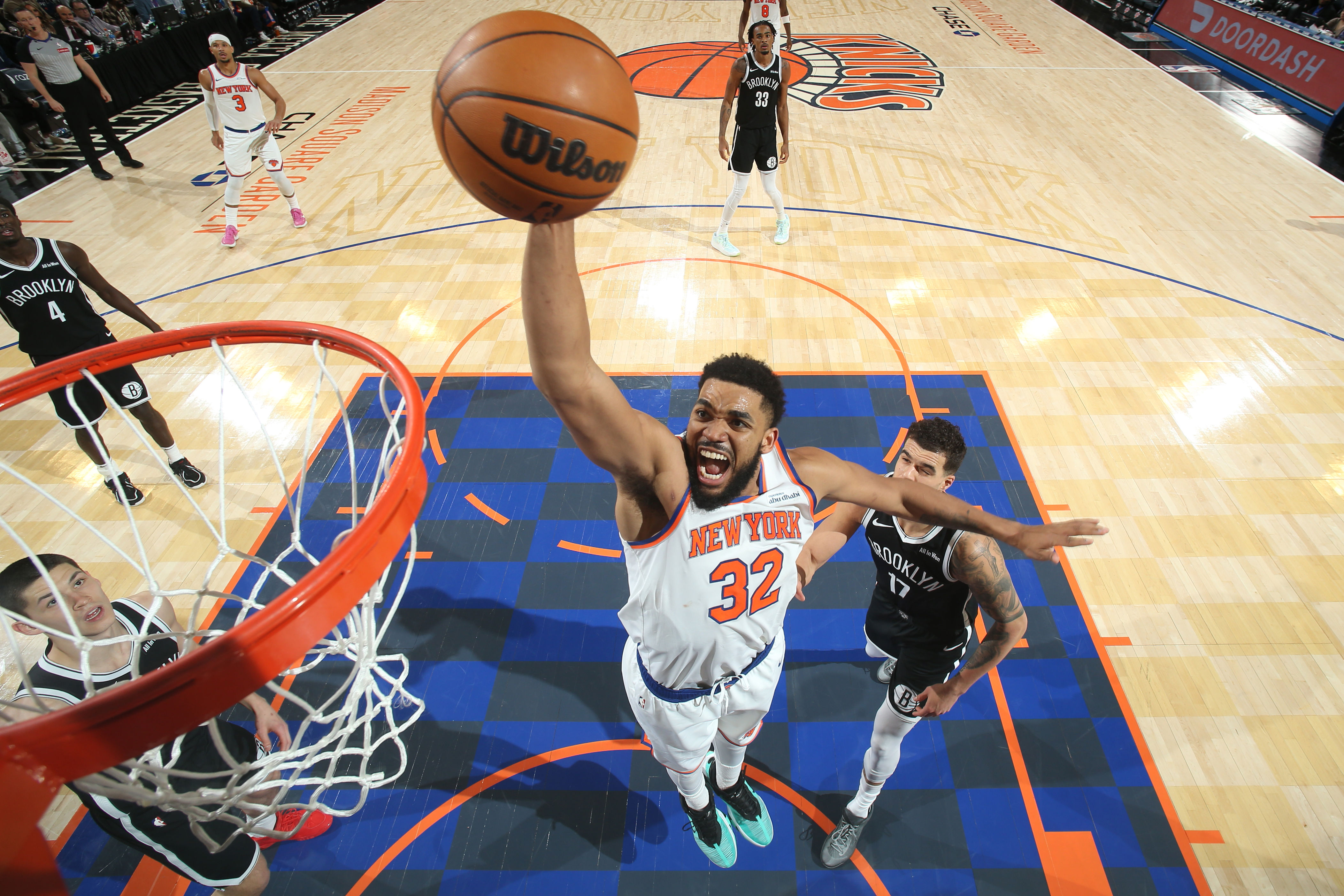 Postgame: Scenes from the biggest win in Knicks history