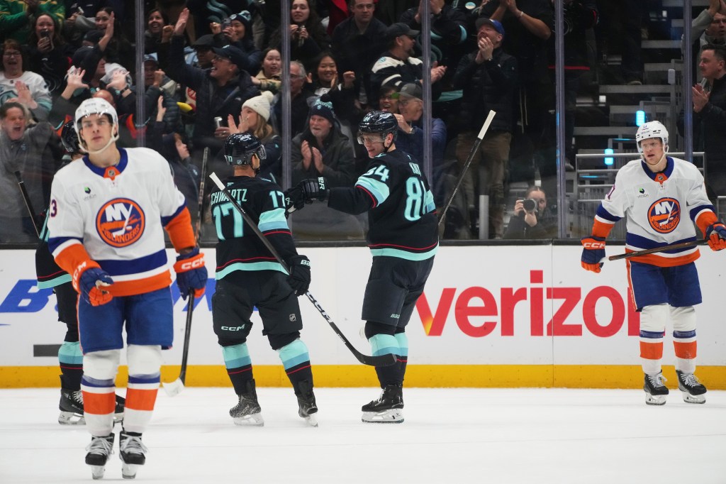Islanders end long road trip with a dud in listless loss to Kraken