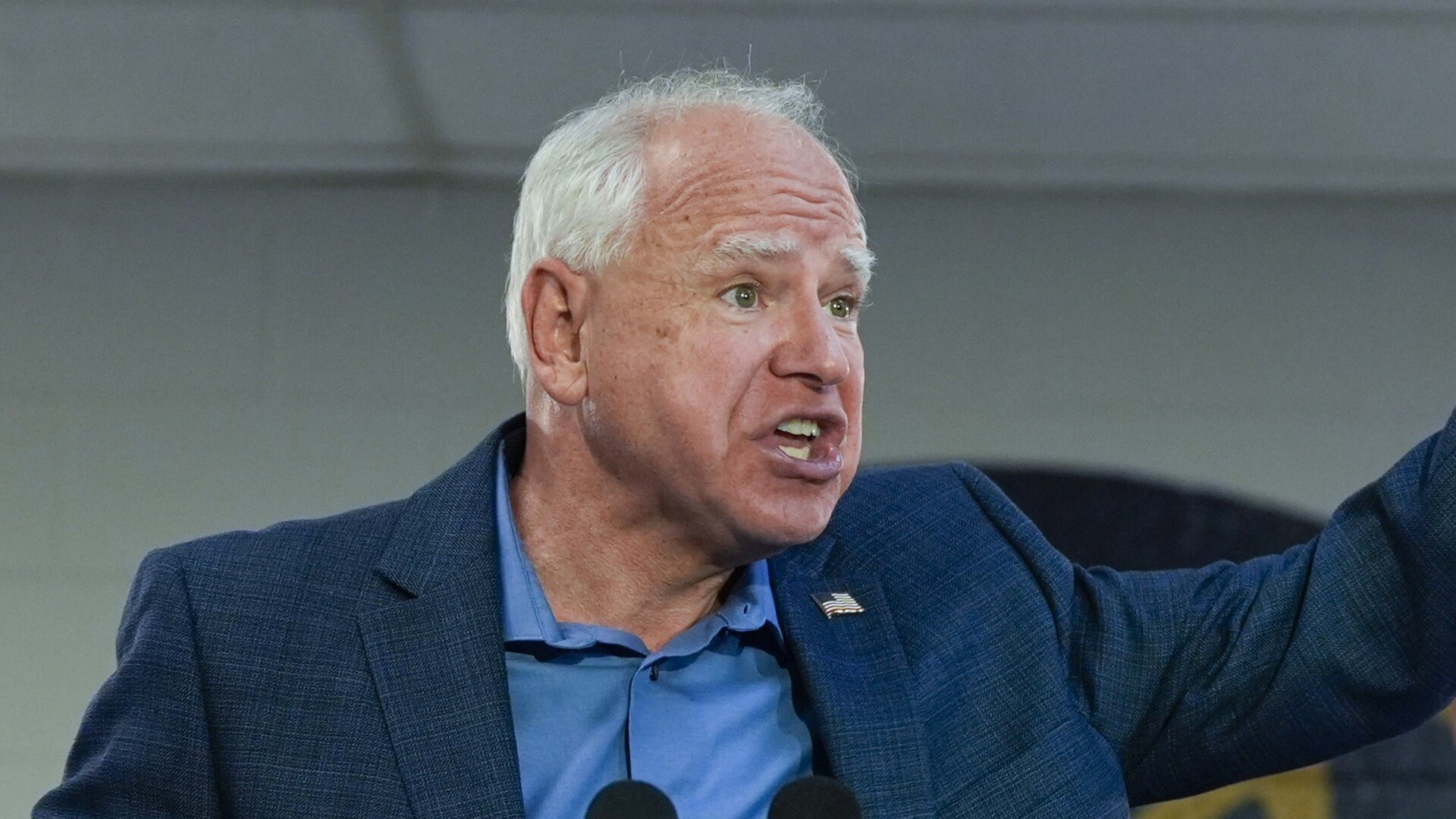 ‘A crime’: Tim Walz encourages rioters to interfere with ICE agents