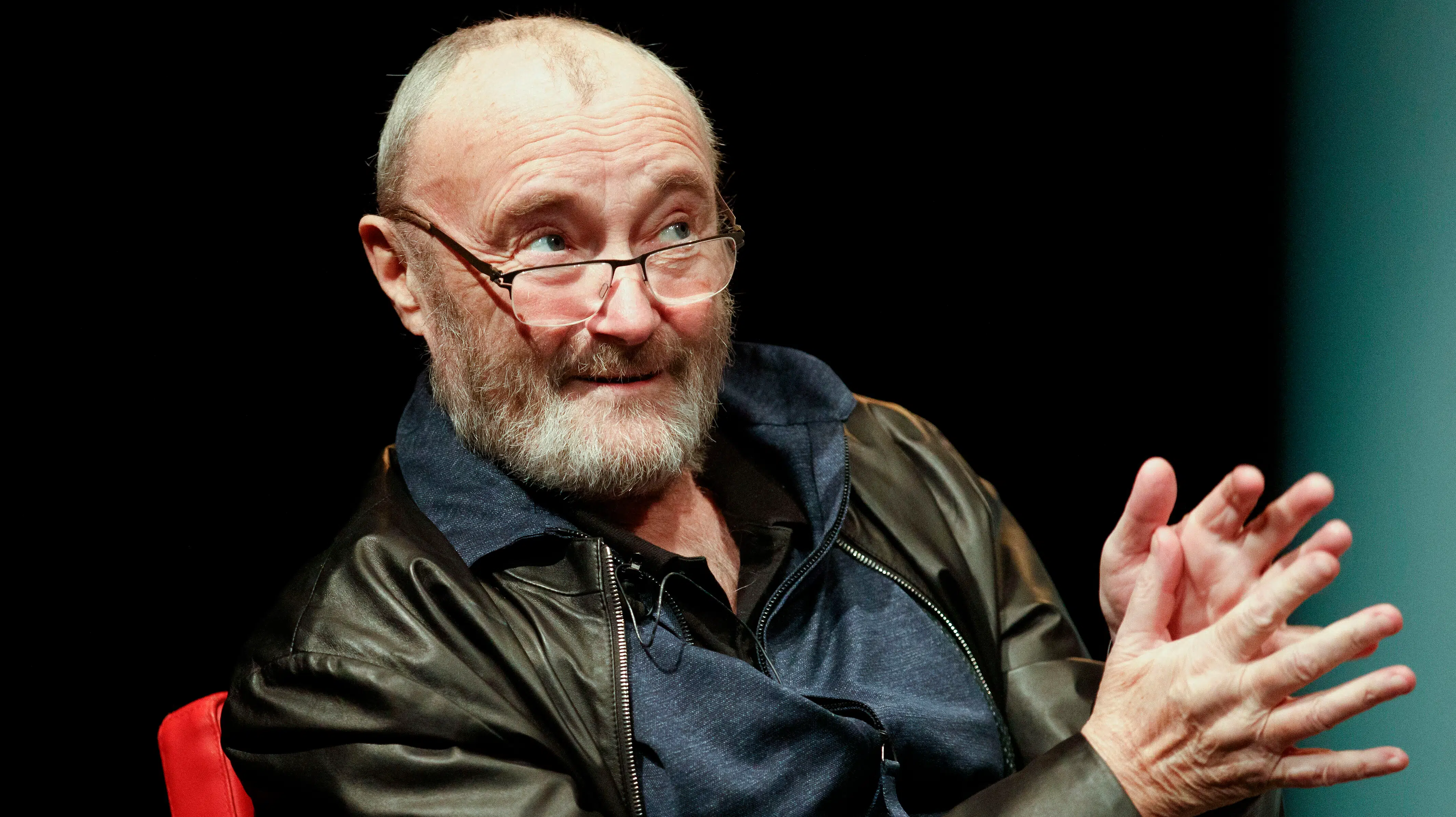 Phil Collins deler nyt om helbredet: Modtager pleje 24 timer i døgnet