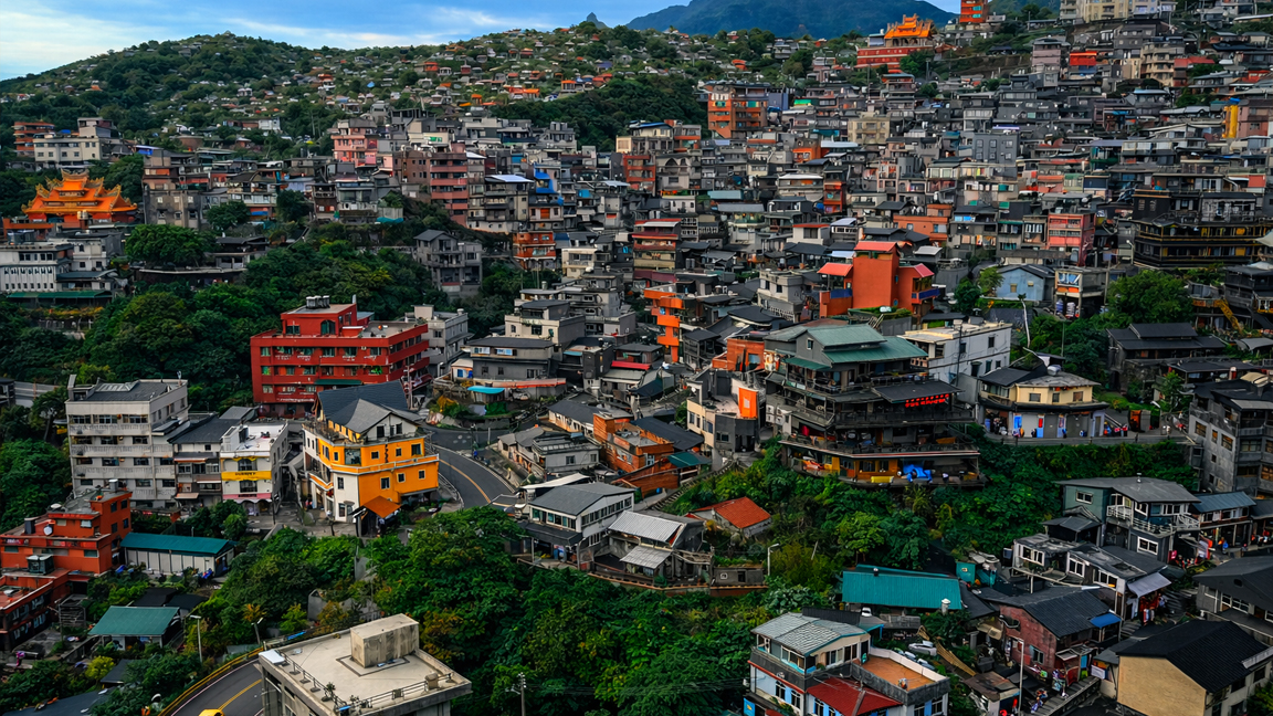 Bijzondere architectuur van een stad op de heuvels