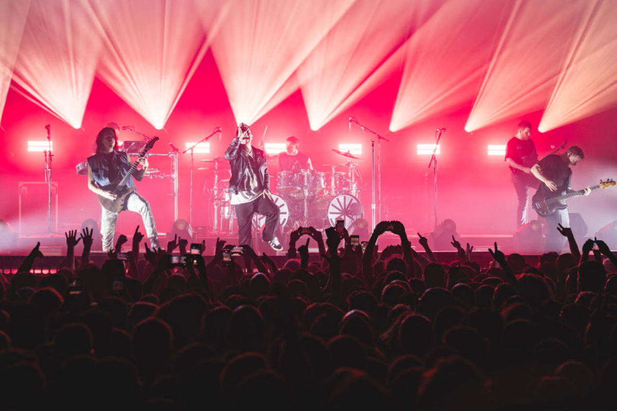 2010s metalcore band announces US tour after releasing new music video