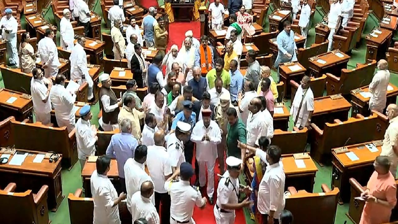 Uproar in Karnataka Assembly as governor walks out without reading ...