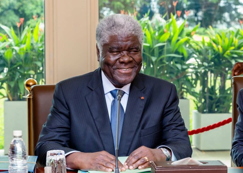 Côte d’Ivoire : Robert Beugré Mambé reconduit au poste de Premier ministre