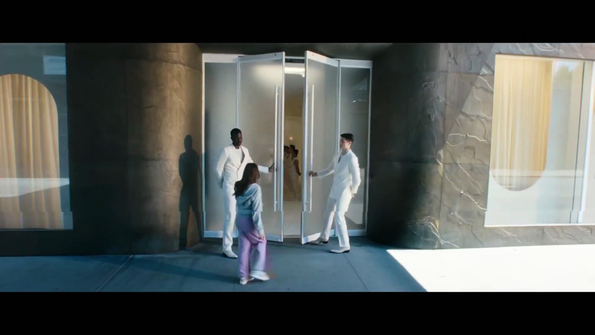 The beauty this season on trailer