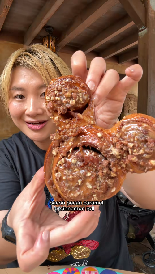 Best Disney World snacks under $10 | Disney food guide