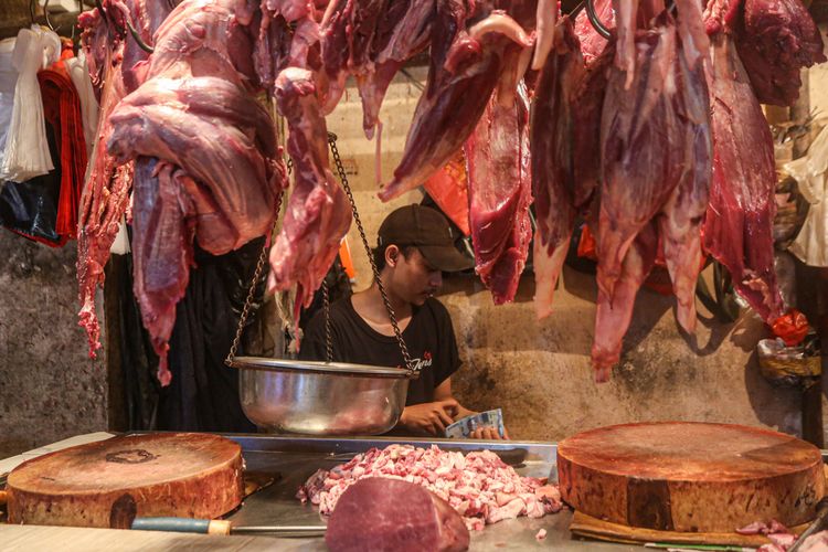Gubernur Pramono Anung buka suara soal aksi mogok massal pedagang daging