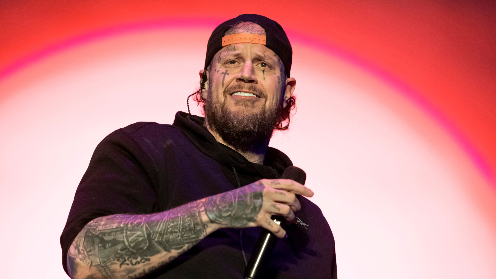 Jelly Roll reveals 300lb weight loss made him a better father